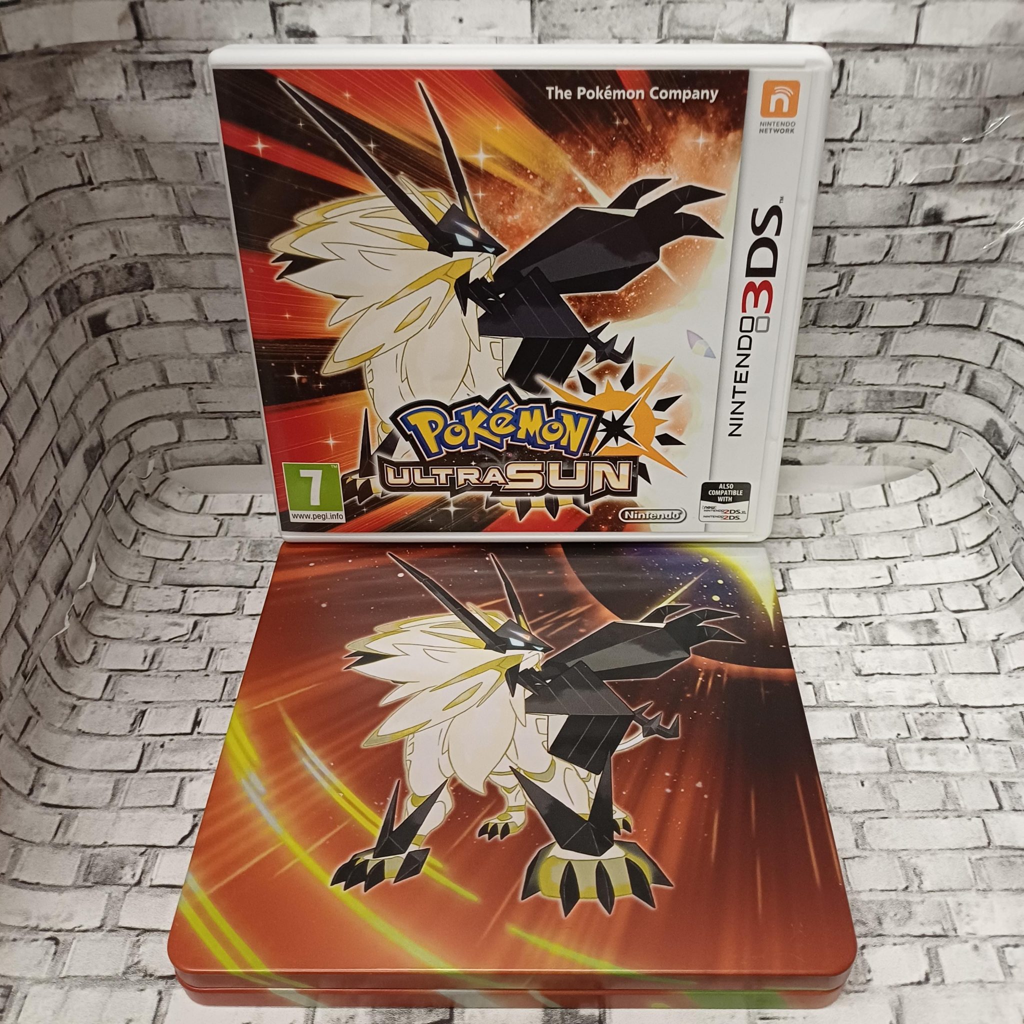 Pokémon Ultra Sun + Steelbook käytetty (3DS) - Pelimies